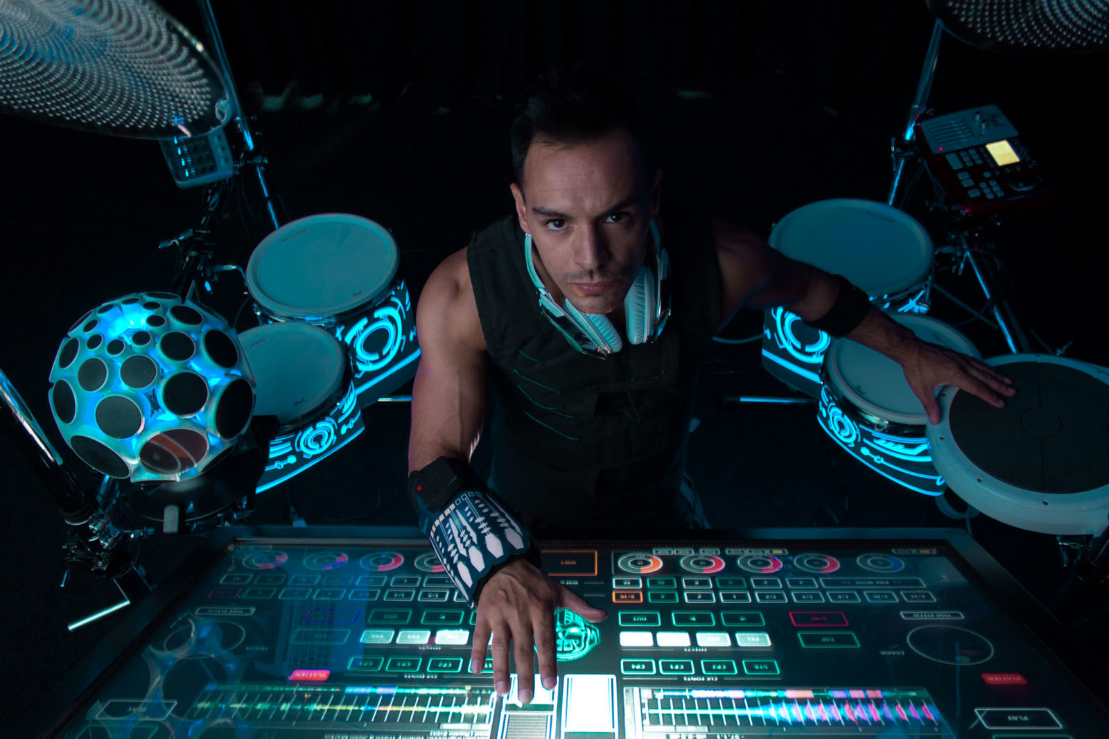 LED Drum DJ | Las Vegas Entertainment | LED Drum Show For Hire