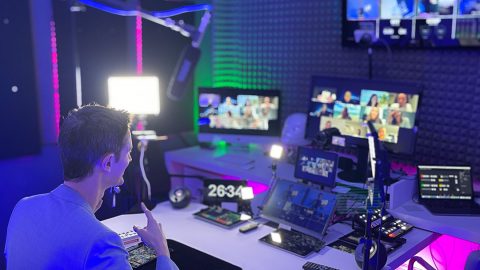 Virtual Magician | No. 1 ZOOM Magic Show For Hire