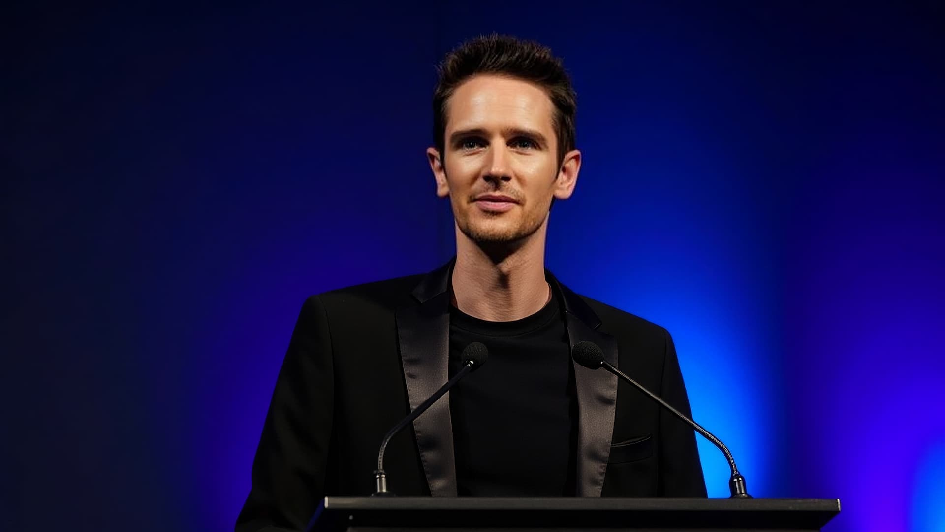 Keynote Speaker Magician Las Vegas: Transforming Business Through Technology And Illusion ...